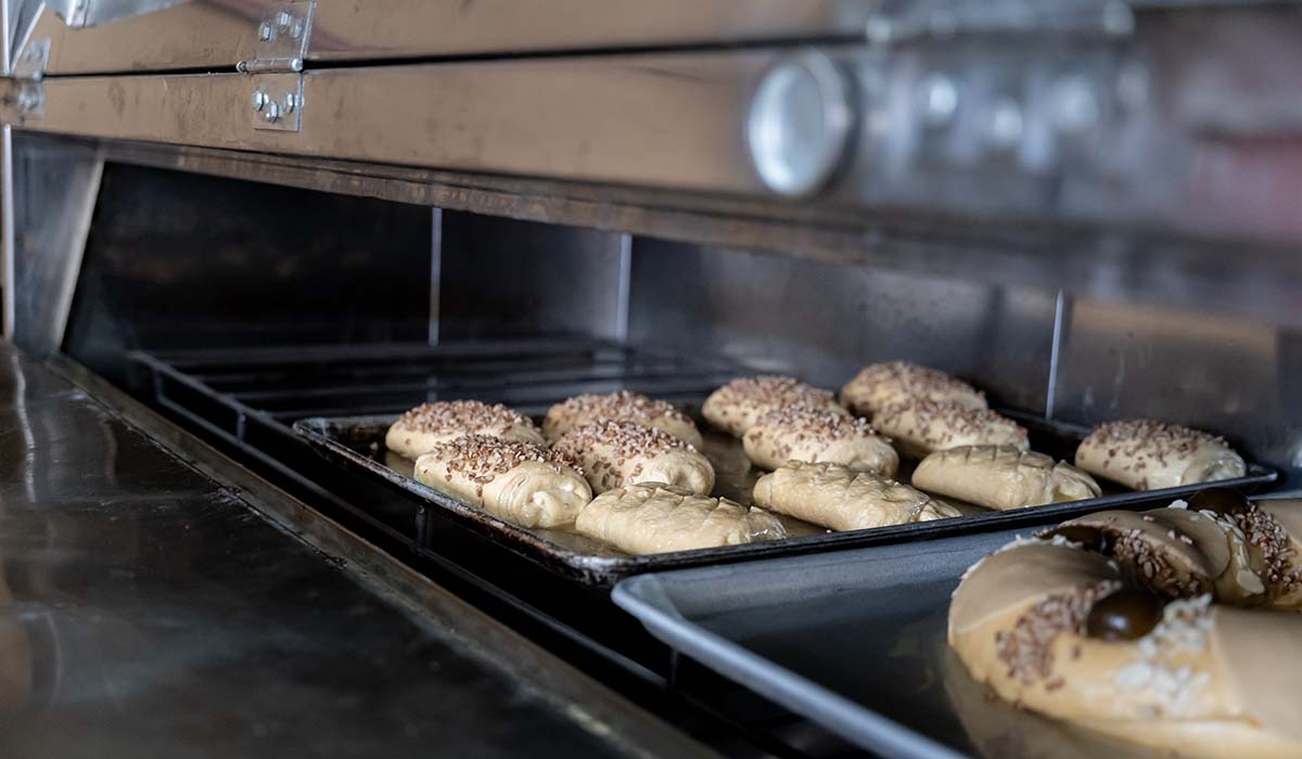 Kegunaan Oven untuk Menghasilkan Roti Berkualitas