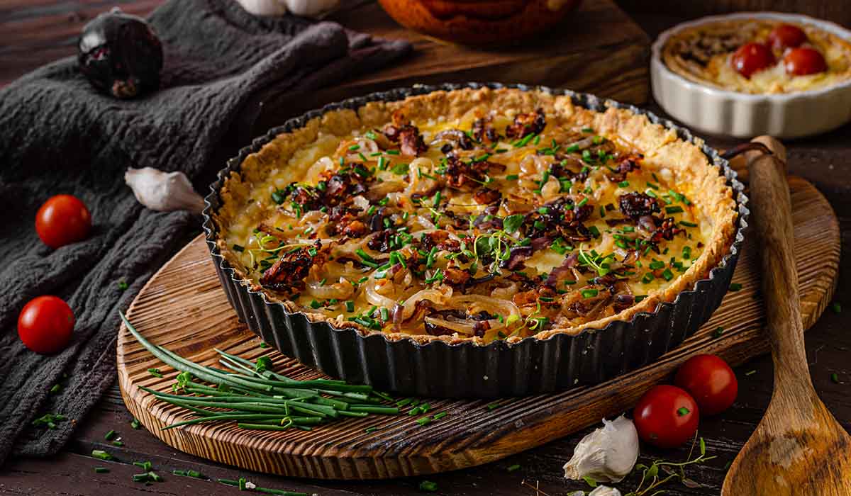 Bacon adalah: Daging, Karakteristik dan Implementasinya Pada Pastry