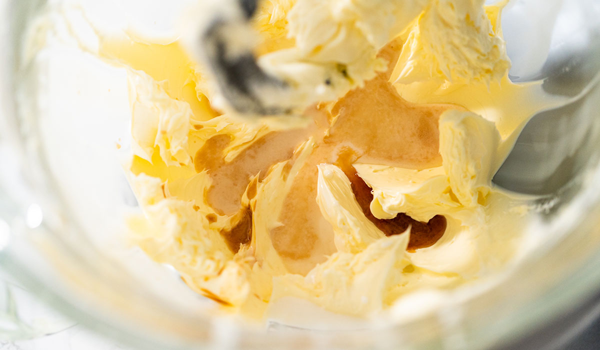 Buttercream: Pengertian, Jenis, dan Tips Membuatnya